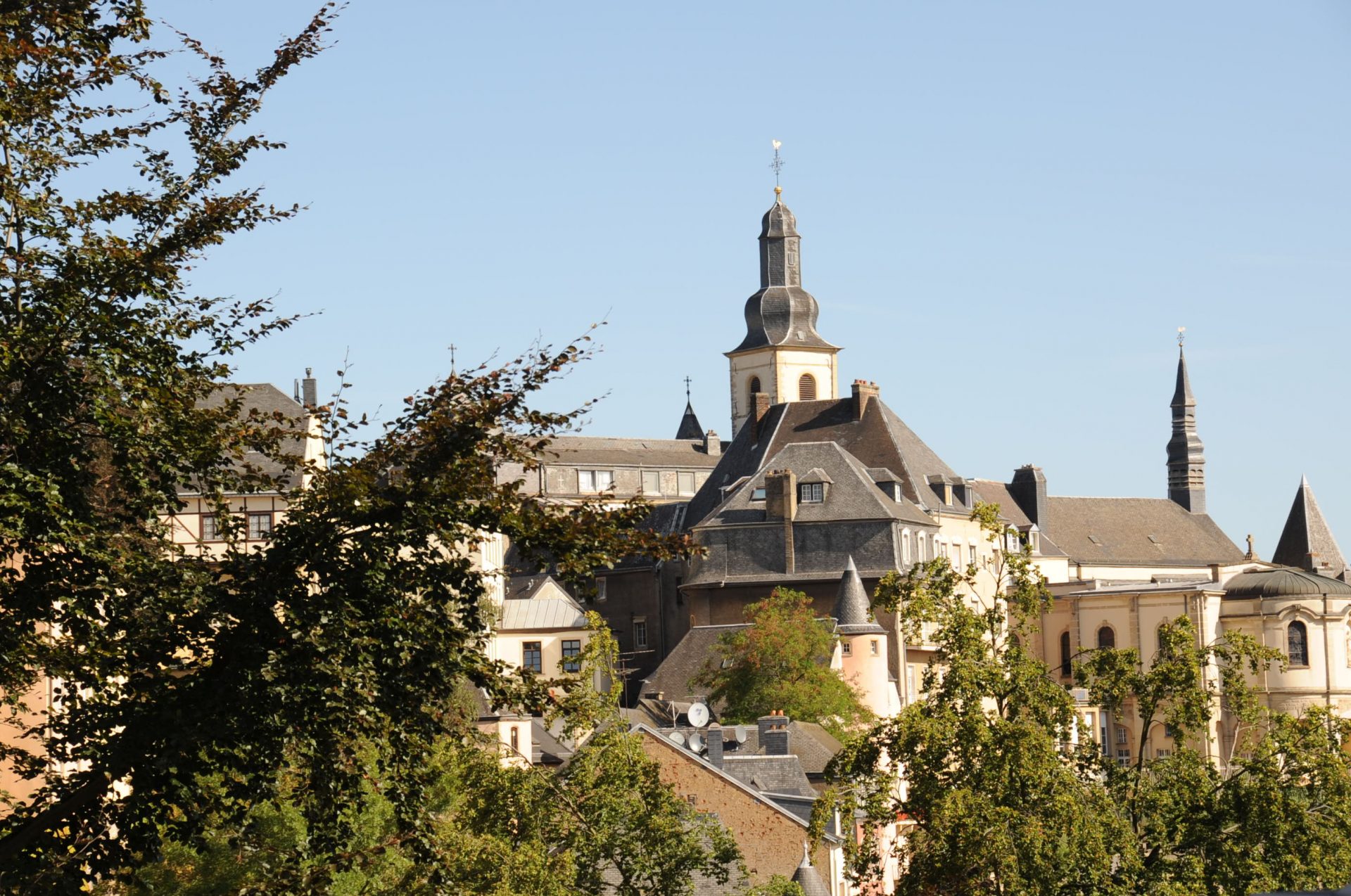 Kontakt – Comité Alstad